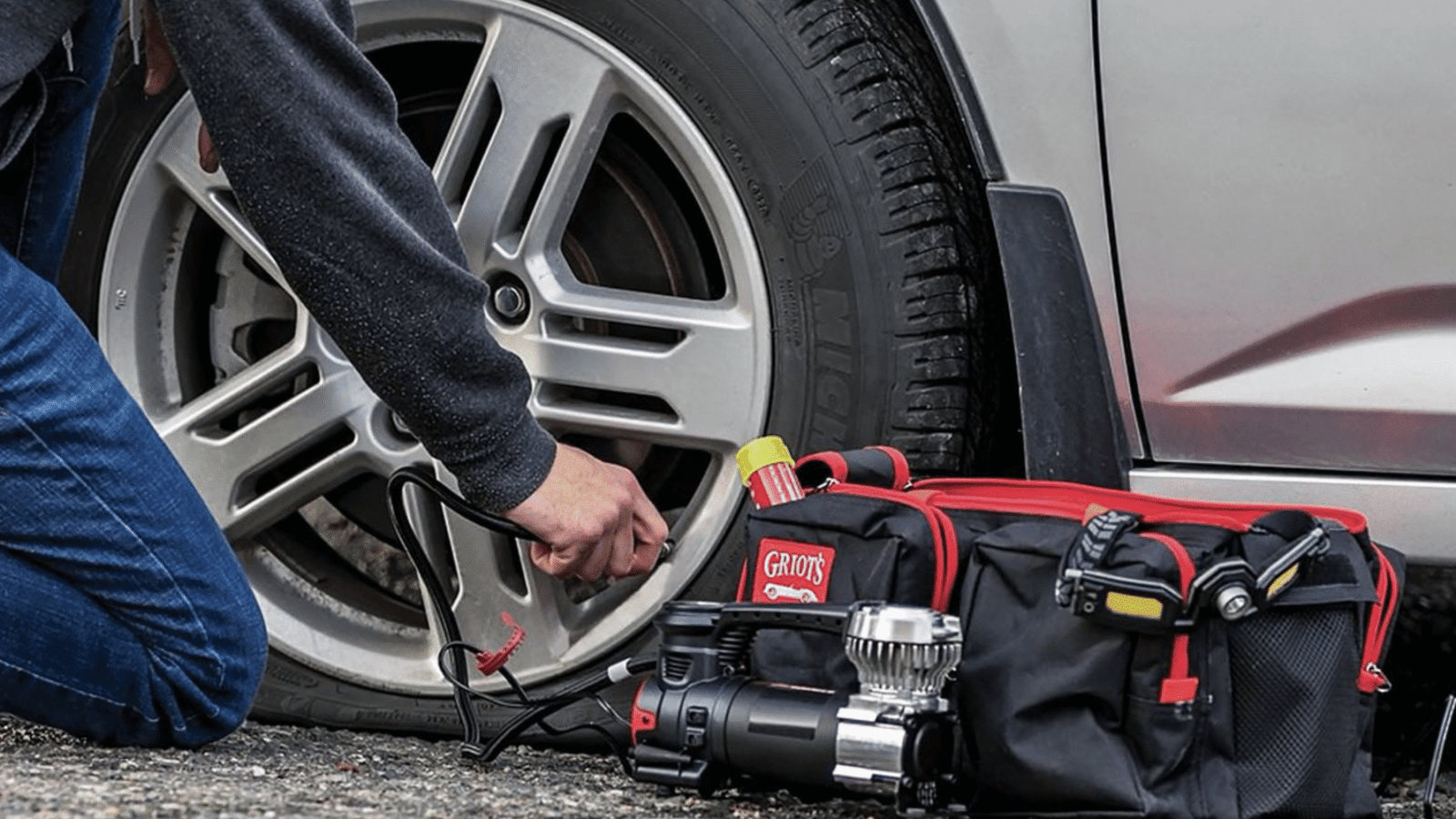 The Best Roadside Car Emergency Kits: A Complete 2025 Buyer’s Guide ...